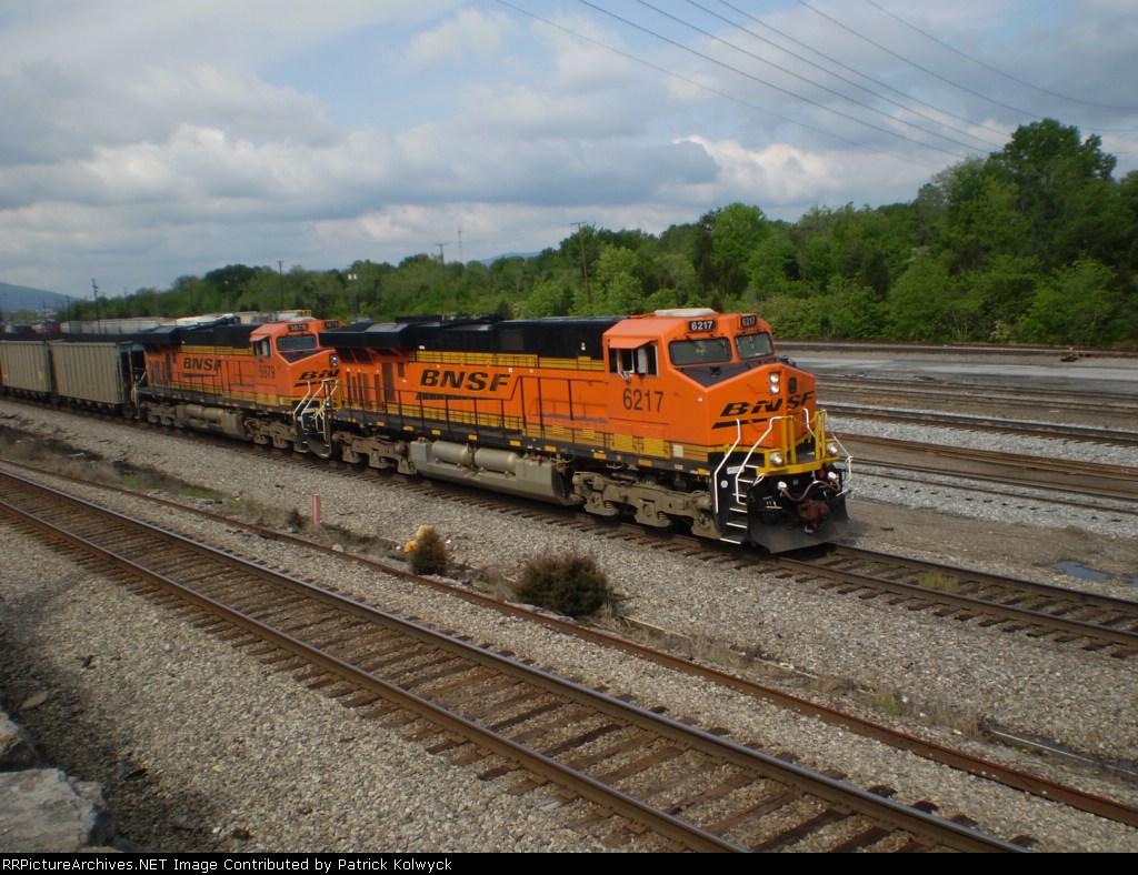 BNSF 6217